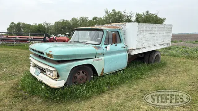 Steffes Group | 1964 GMC 930