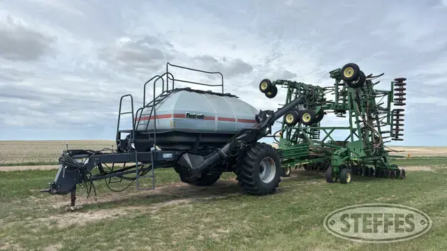 Steffes Group | 2003 John Deere 1810