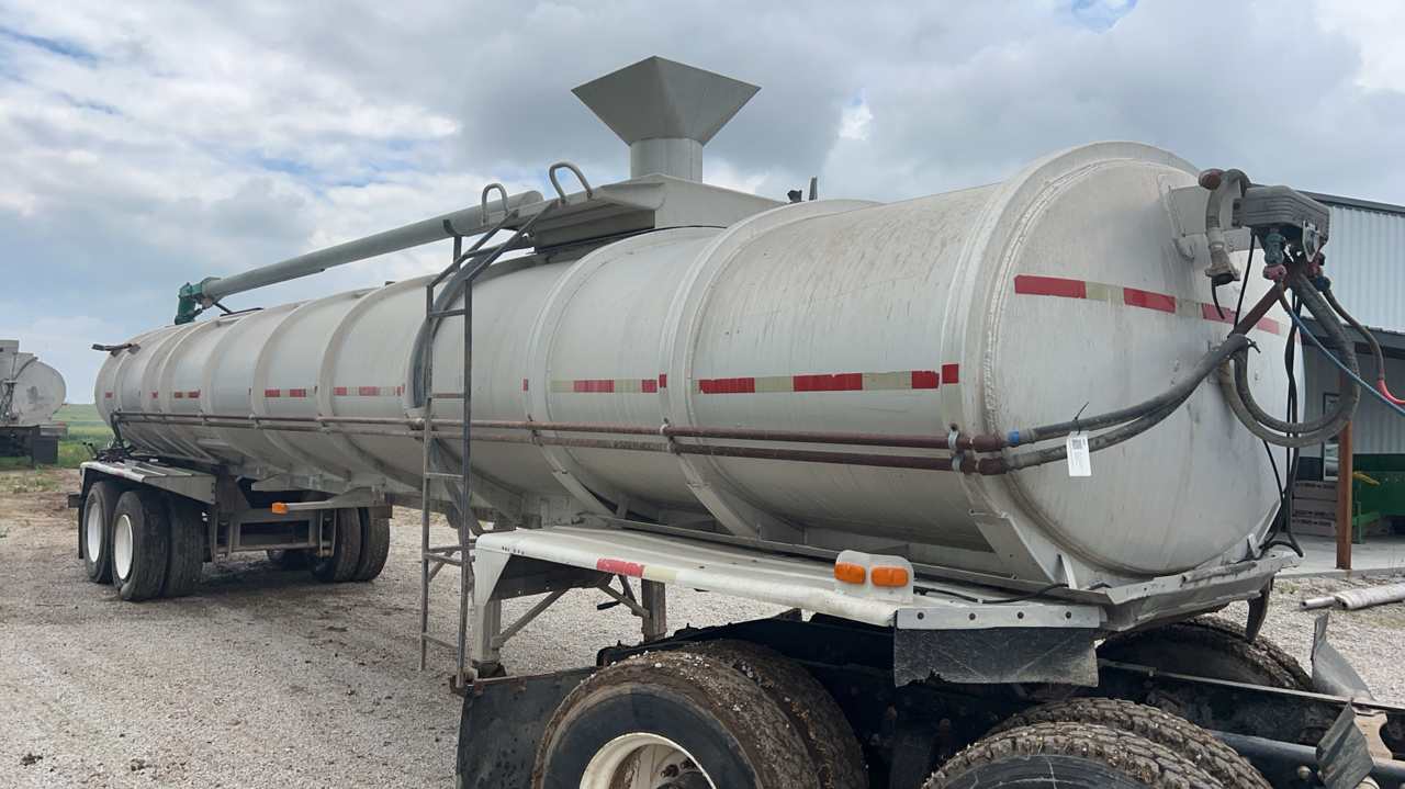 Steffes Group | Bio-Resources Application Management LLC Farm Equipment ...