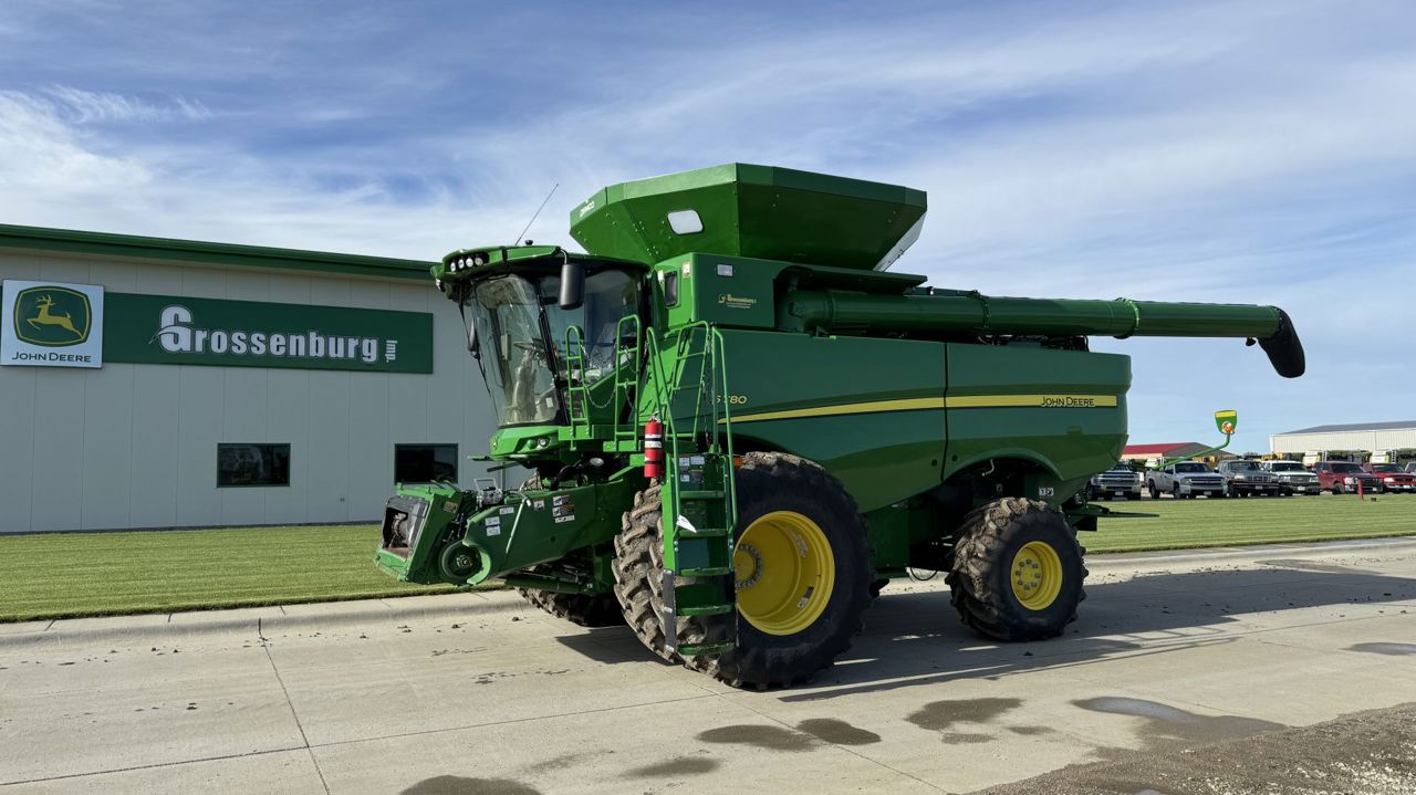 Steffes Group | Grossenburg Implement Equipment Auction