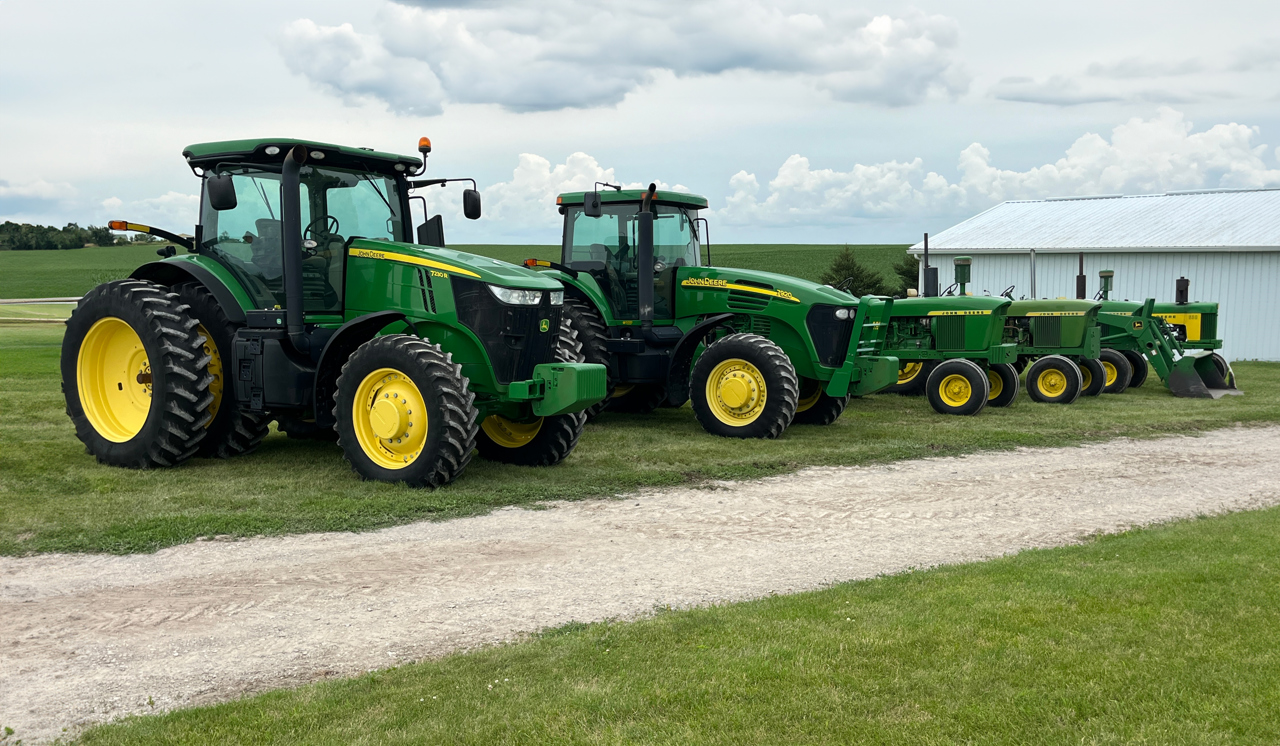 Steffes Group | Robert W Koutny Estate Farm Equipment Auction