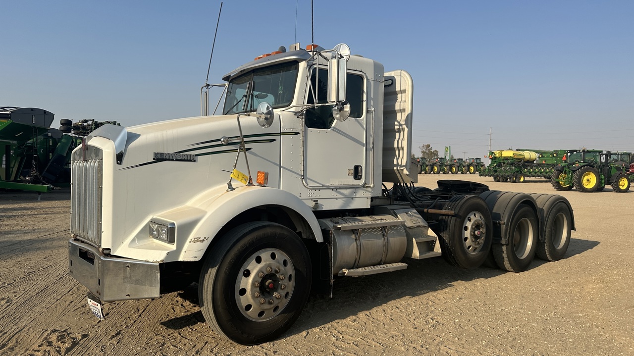 Steffes Group | Kibble Equipment Transportation Auction Lot Listings