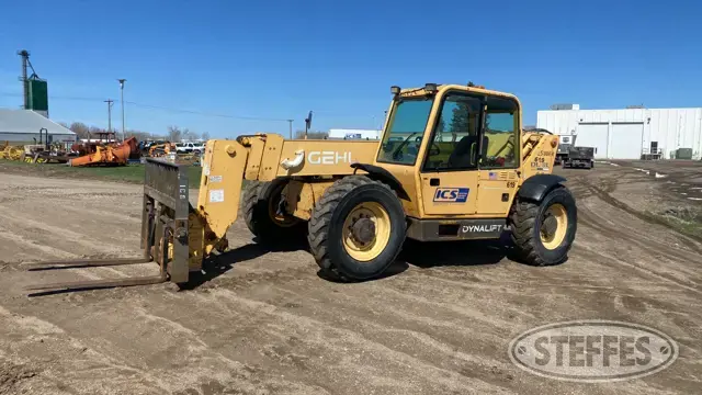 Steffes Group | 2000 Gehl DL-8L Dynalift