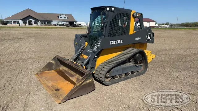 Steffes Group | 2023 Deere 325G