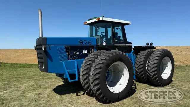 Steffes Group | 1990 Ford Versatile 976 Designation 6