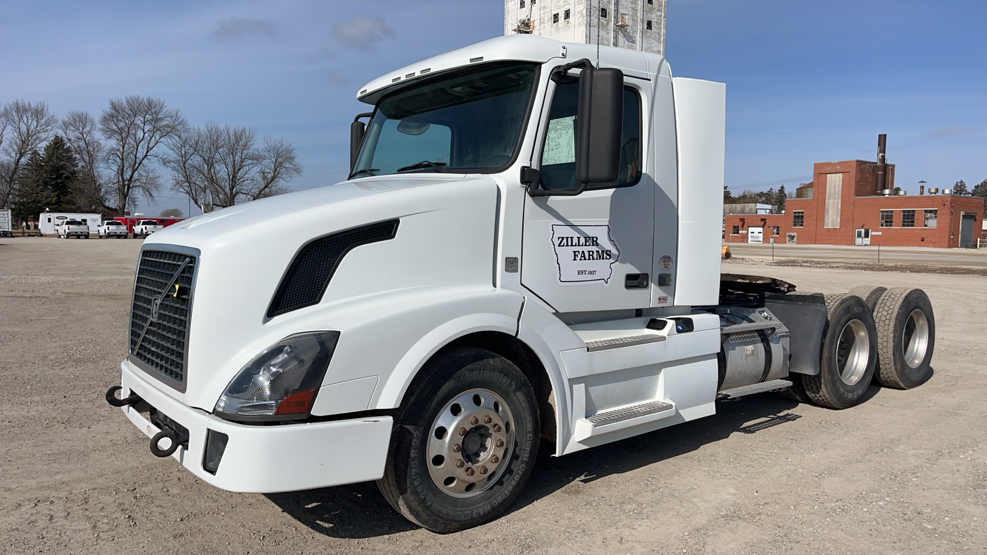 Steffes Group | 2011 Volvo VNL