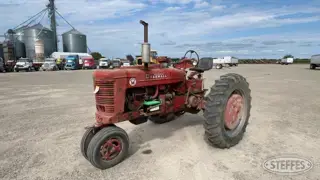 Steffes Group | 1953 Farmall Super M