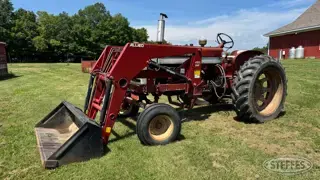 Steffes Group | 1960 Farmall 460