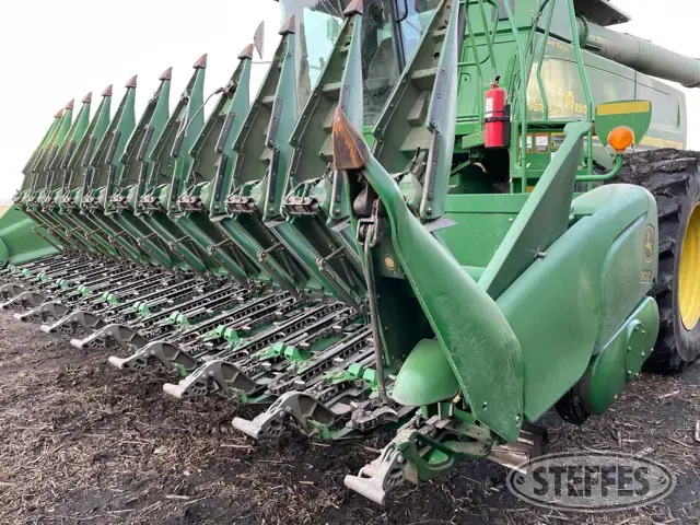 Steffes Group | 2016 John Deere 612C