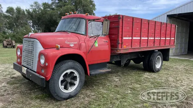 Steffes Group | 1967 International Loadstar 1600