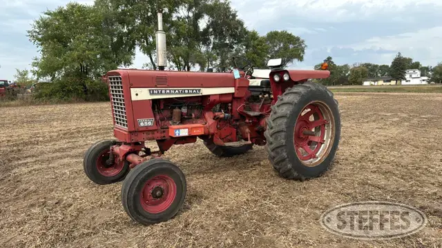 Steffes Group | 1967 Farmall 656 Hydro