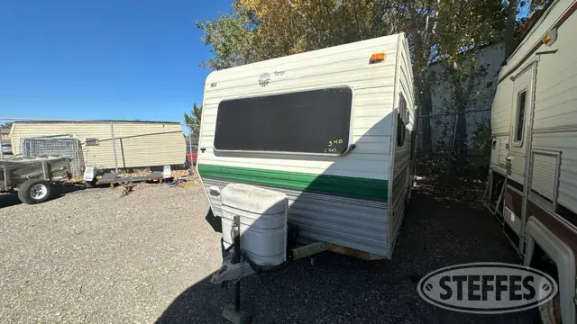 Steffes Group | 1990 Fleetwood Terry