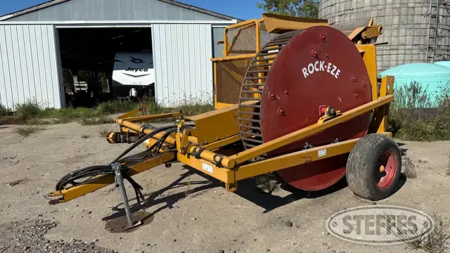 Steffes Group | Haybuster Rock-Eze 3106