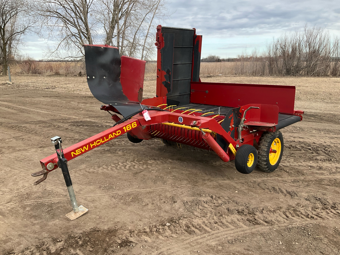 Steffes Group | New Holland 166