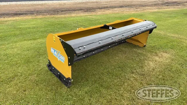 Steffes Group | 2022 HLA 2500 SnowPusher