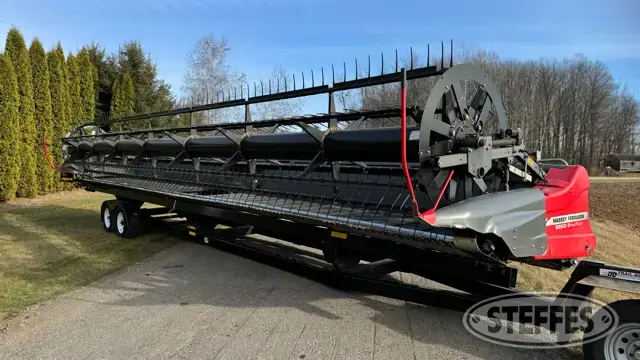 Steffes Group | 2011 Massey Ferguson 9250 Dyna Flex