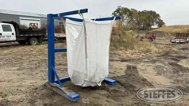 Steffes Group | Bag loader stand