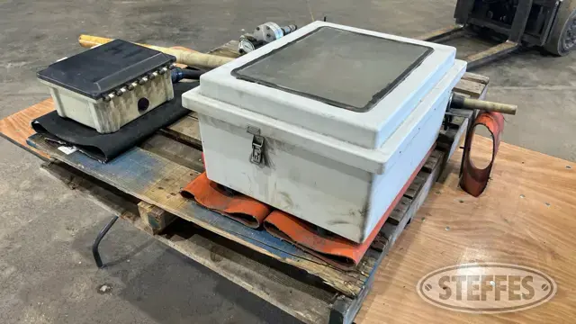 Steffes Group | Hydro "SunovaWorx BC2" Power Unit Remote Radio Control ...
