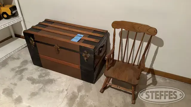 Steffes Group | Chest & chair