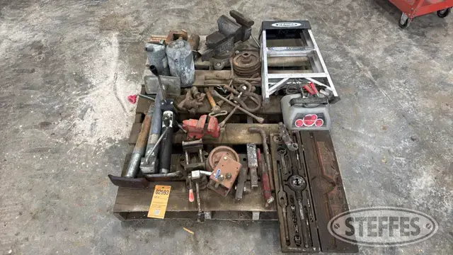 Steffes Group | Babco Tools vise