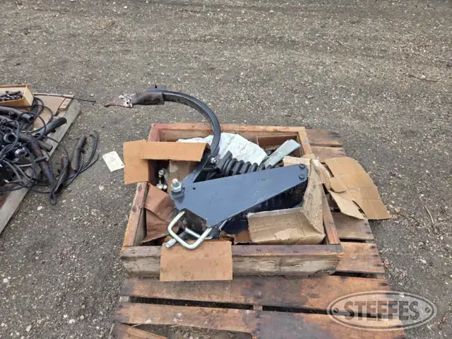 Steffes Group | Case IH chisel plow shank assembly & hardware