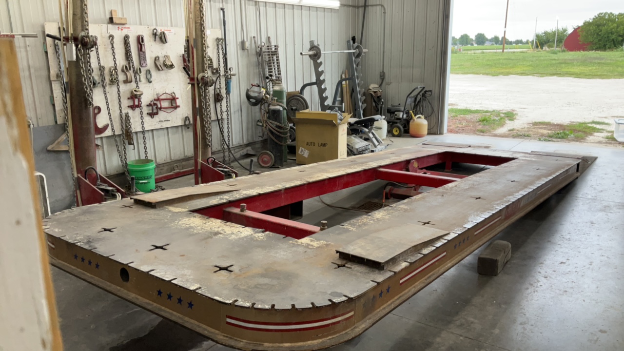 Steffes Group | Galaxy Star Rack 360 Frame Machine