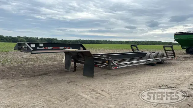 Steffes Group | Shop-built tandem axle combine trailer