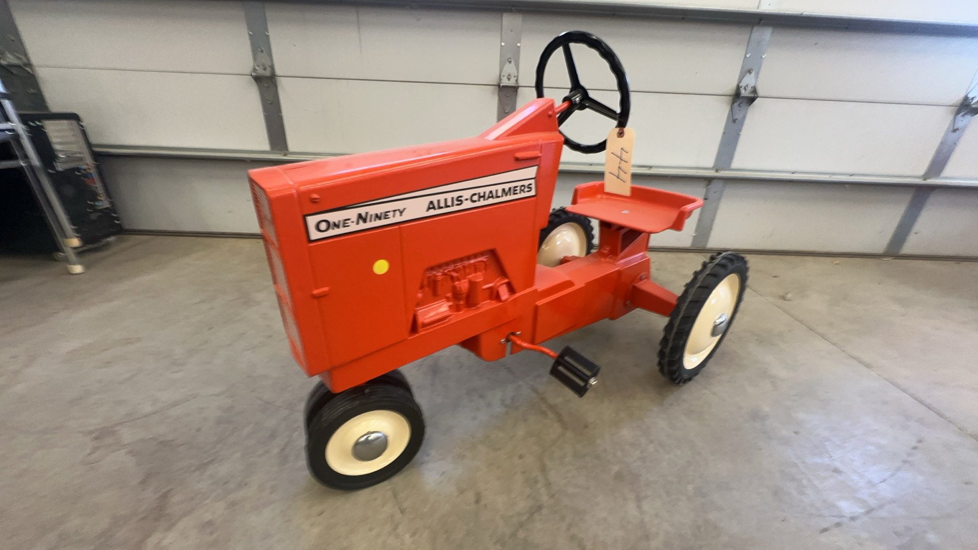 Steffes Group | 1964 Allis-Chalmers One Ninety