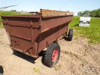 Steffes Group | Flare box wagon