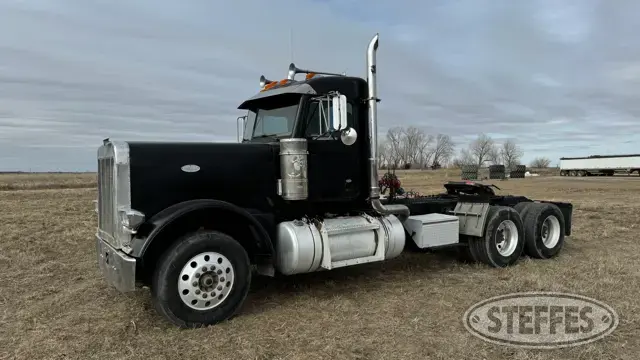 Steffes Group | 1999 Peterbilt 379