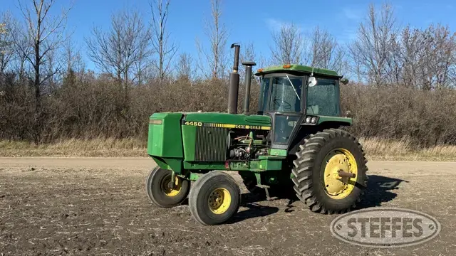 Steffes Group | 1983 John Deere 4450