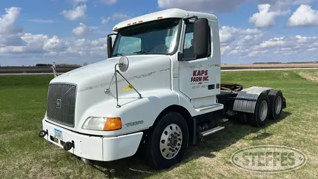 Steffes Group | 1999 Volvo VNL64T