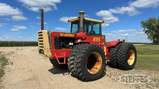Steffes Group | 1980 Versatile 895