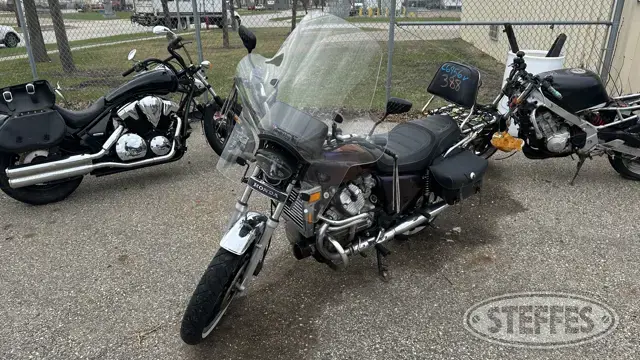 Steffes Group | 1981 Honda CX500D Deluxe