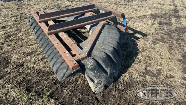 Steffes Group | Manure scraper