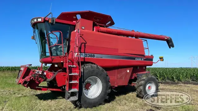Steffes Group | 2001 Case IH 2388
