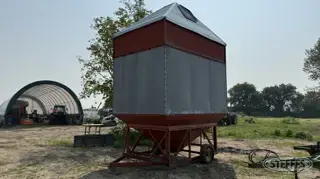 Steffes Group | Portable hopper bin