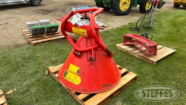 Steffes Group | WAC 3 pt. spreader