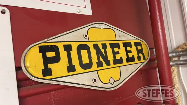 Steffes Group | Pioneer sign