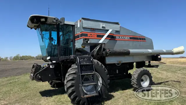 Steffes Group | 1992 Gleaner R62