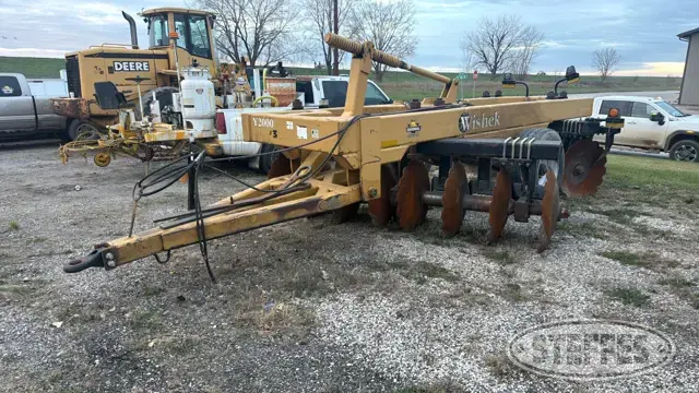 Steffes Group | 2011 Wishek Y2000