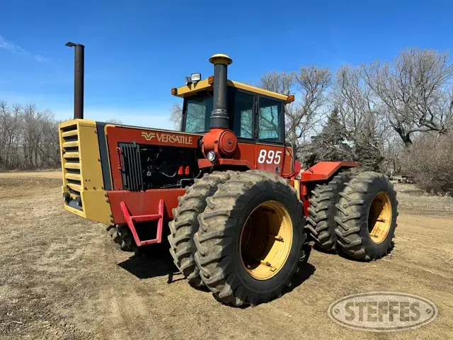 Steffes Group | 1982 Versatile 895