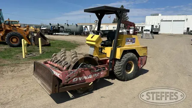 Steffes Group | Dynapac CA121PD