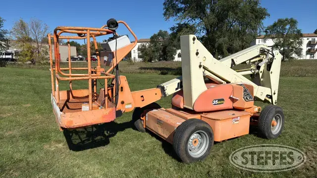Steffes Group | 1994 JLG 35