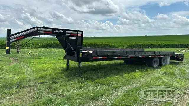 Steffes Group | 2004 Corn Pro 24+5 10K GD