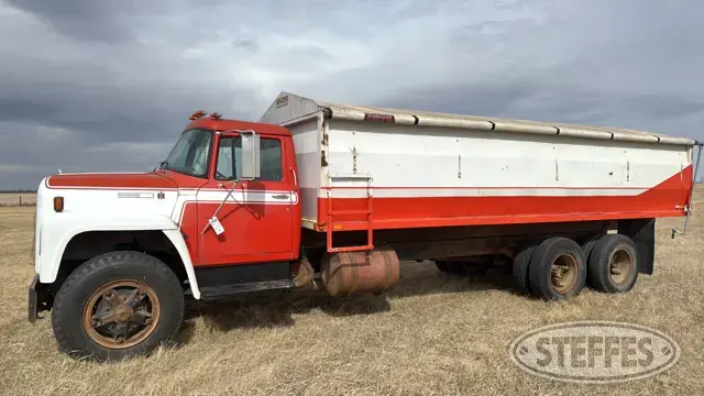 Steffes Group | 1978 International 1700