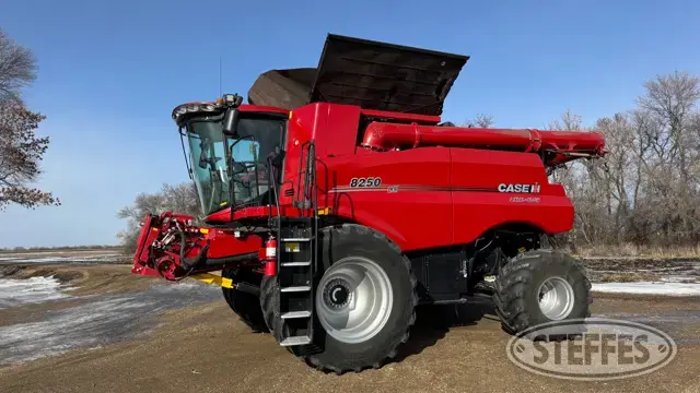 Steffes Group | 2022 Case IH 8250