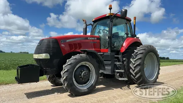 Steffes Group | 2010 Case IH Magnum 190