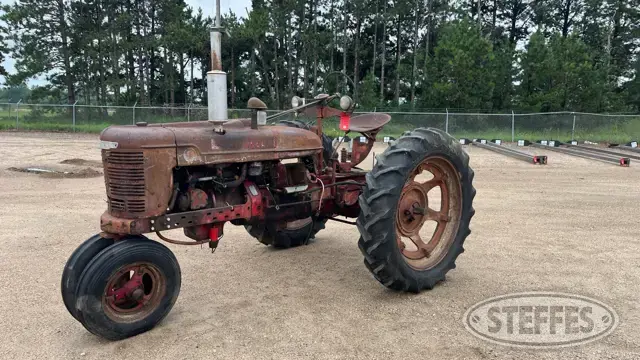Steffes Group | 1940 Farmall H
