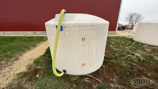 Steffes Group | 1,500 Gal. Poly Tank